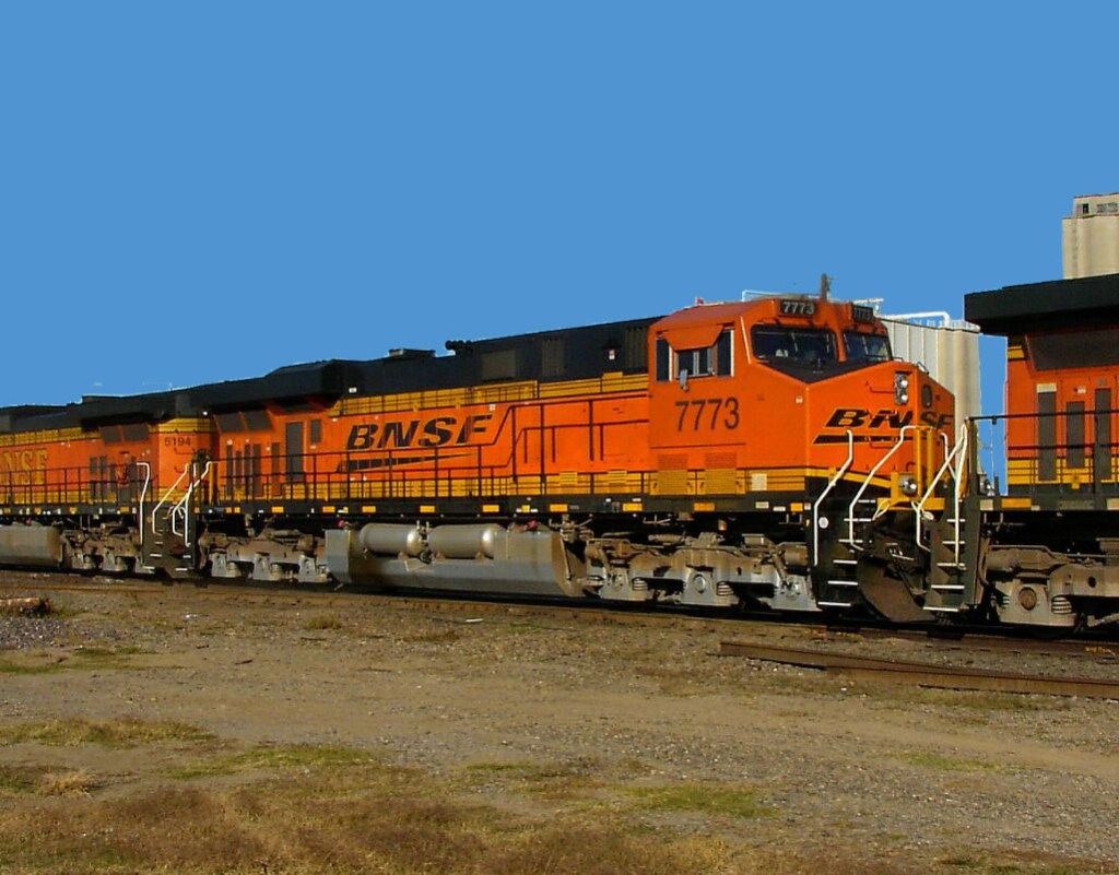 BNSF 7773